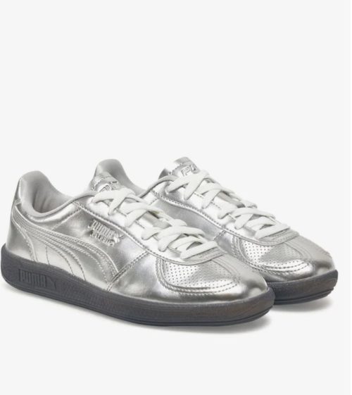 Στο epapoutsia.gr θα βρεις όλα τα must παπούτσια για την άνοιξη